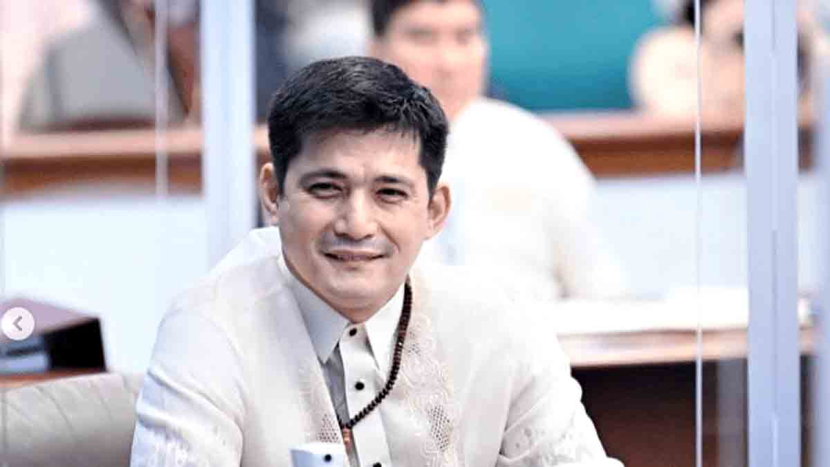 Sen Robin kinondena pelikula ni Gerard Butler; MTRCB aaksiyon sa ...