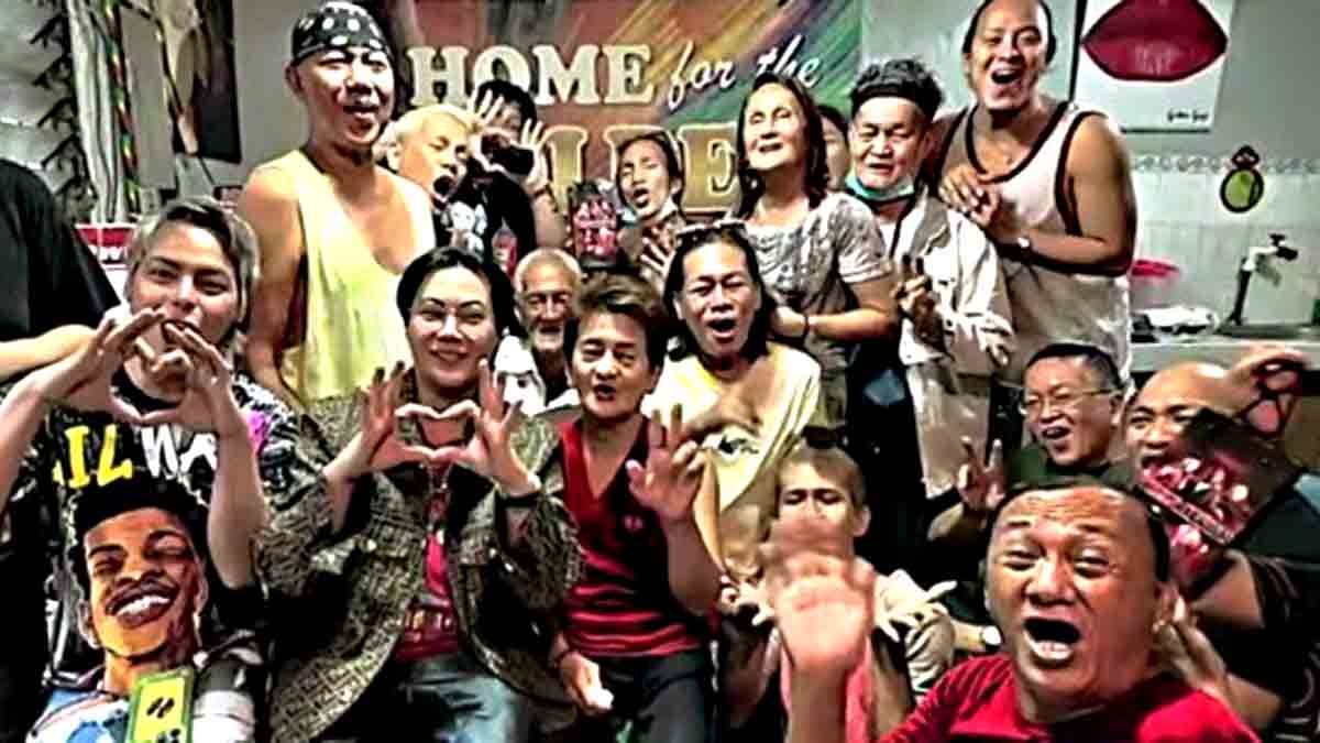 RS Francisco at Frontrow Cares pinasaya ang mga Golden Gays | HATAW! D ...