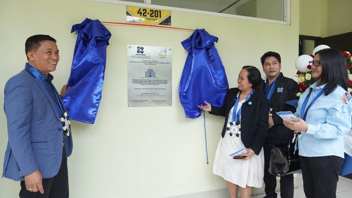 DOST-PCIEERD, USTP open built environment laboratory in Northern ...